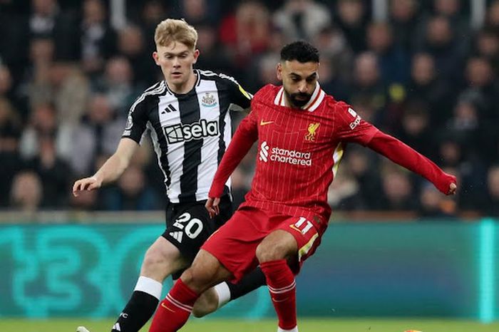 يصل للمساهمة 26 صلاح يدرك التعادل لـ ليفربول أمام نيوكاسل في الدوري